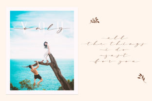 Gladis Font by motokiwo · Creative Fabrica